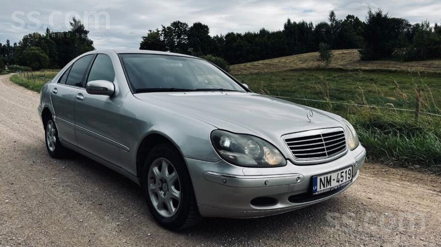 Pelēks Mercedes-Benz S 320 2002 Cēsis, ar dzinēja tilpumu 3.20 L un nobraukumu 682 tūkst. km par 800 €, foto 1 vietnē AUTOMOTO.COM.LV