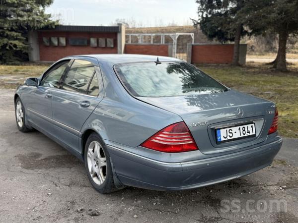 Серый Мерседес С 320 2004 в Елгава, объемом двигателя 3.20 л и пробегом 396 тыс. км за 2300 €, фото 2 на AUTOMOTO.COM.LV