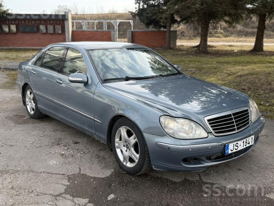 Серый Мерседес С 320 2004 в Елгава, объемом двигателя 3.20 л и пробегом 396 тыс. км за 2300 €, фото 4 на AUTOMOTO.COM.LV