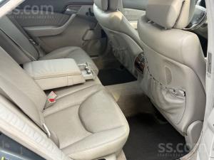 Серый Мерседес С 320 2004 в Елгава, объемом двигателя 3.20 л и пробегом 396 тыс. км за 2300 €, фото 8 на AUTOMOTO.COM.LV