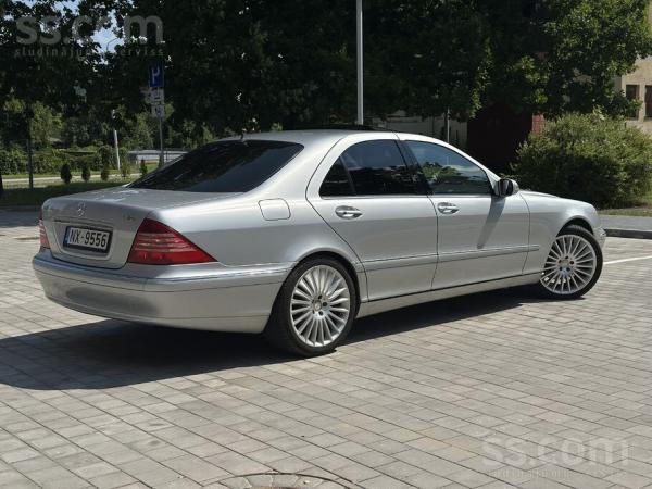 Grey Mercedes-Benz S 320 2004 in Riga, with an engine capacity of 3.20 L and mileage of 260 thousand km for 5500 €, photo 5 on AUTOMOTO.COM.LV