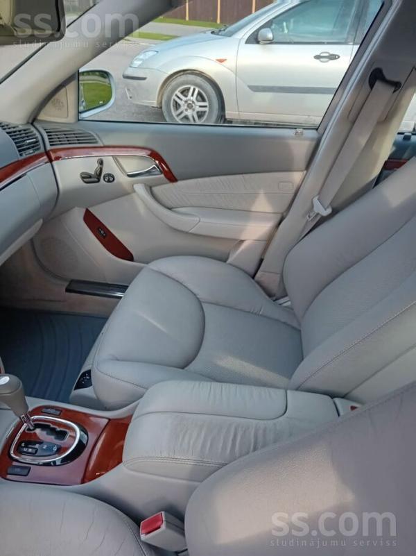 Grey Mercedes-Benz S 320 2005 in Jelgava, with an engine capacity of 3.20 L and mileage of 220 thousand km for 6200 €, photo 9 on AUTOMOTO.COM.LV