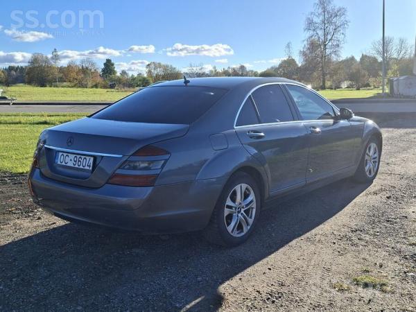 Grey Mercedes-Benz S 320 2006 in Cesis, with an engine capacity of 3.00 L and mileage of 445 thousand km for 4400 €, photo 7 on AUTOMOTO.COM.LV