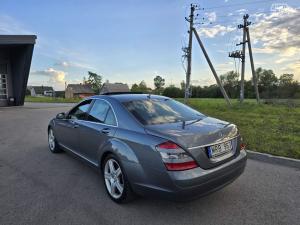 Pelēks Mercedes-Benz S 320 2006 Klaipėda, ar dzinēja tilpumu 3.20 L un nobraukumu 362 tūkst. km par 7300 €, foto 4 vietnē AUTOMOTO.COM.LV