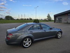 Pelēks Mercedes-Benz S 320 2006 Klaipėda, ar dzinēja tilpumu 3.20 L un nobraukumu 362 tūkst. km par 7300 €, foto 9 vietnē AUTOMOTO.COM.LV