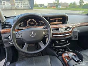 Pelēks Mercedes-Benz S 320 2006 Klaipėda, ar dzinēja tilpumu 3.20 L un nobraukumu 362 tūkst. km par 7300 €, foto 23 vietnē AUTOMOTO.COM.LV