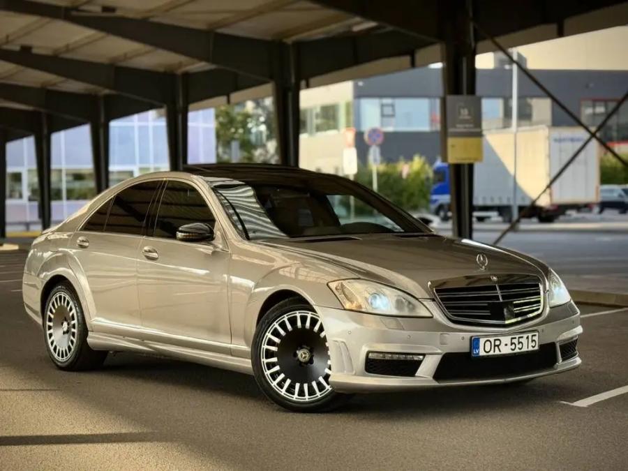 Pelēks Mercedes-Benz S 320 2006 Rīga, ar dzinēja tilpumu 3.00 L un nobraukumu 426 tūkst. km par 6500 €, foto 3 vietnē AUTOMOTO.COM.LV