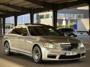Pelēks Mercedes-Benz S 320 2006 Rīga, ar dzinēja tilpumu 3.00 L un nobraukumu 426 tūkst. km par 6500 €, foto 4 vietnē AUTOMOTO.COM.LV