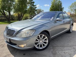 Grey Mercedes-Benz S 320 2007 in Bauska, with an engine capacity of 3.20 L and mileage of 440 thousand km for 6000 €, photo  on AUTOMOTO.COM.LV