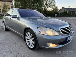 Grey Mercedes-Benz S 320 2007 in Bauska, with an engine capacity of 3.20 L and mileage of 440 thousand km for 6000 €, photo 8 on AUTOMOTO.COM.LV