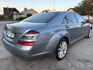 Grey Mercedes-Benz S 320 2007 in Bauska, with an engine capacity of 3.20 L and mileage of 440 thousand km for 6000 €, photo 10 on AUTOMOTO.COM.LV