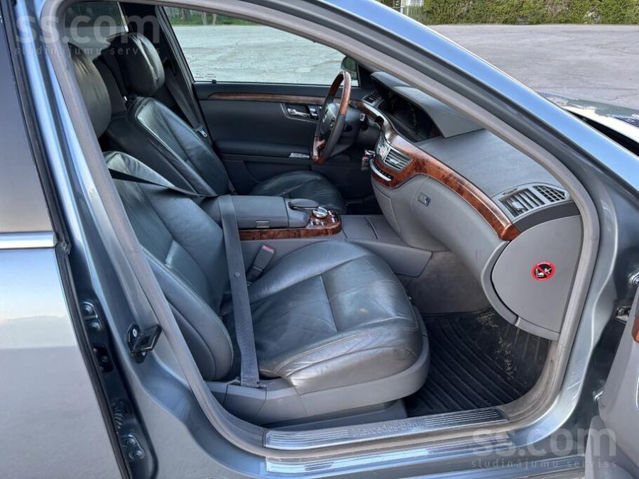 Grey Mercedes-Benz S 320 2007 in Bauska, with an engine capacity of 3.20 L and mileage of 440 thousand km for 6000 €, photo 31 on AUTOMOTO.COM.LV