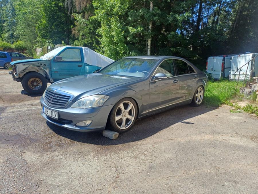 Серый Мерседес С 320 2007 в Элва, объемом двигателя 3.00 л и пробегом 384 тыс. км за 3000 €, фото 4 на AUTOMOTO.COM.LV