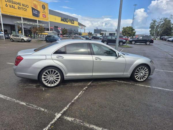 Grey Mercedes-Benz S 320 2007 in Alytus, with an engine capacity of 2.99 L and mileage of 343 thousand km for 7300 €, photo 3 on AUTOMOTO.COM.LV