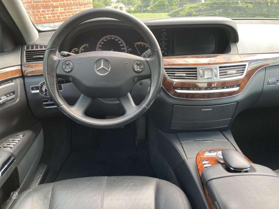 Pelēks Mercedes-Benz S 320 2007 Marijampole, ar dzinēja tilpumu 2.99 L un nobraukumu 236 tūkst. km par 6000 €, foto 15 vietnē AUTOMOTO.COM.LV