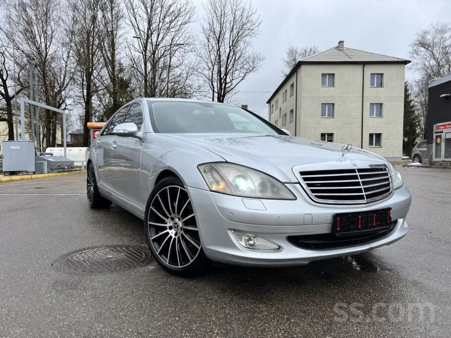 Pelēks Mercedes-Benz S 320 2008 Rēzekne, ar dzinēja tilpumu 3.20 L un nobraukumu 0 tūkst. km par 6950 €, foto 1 vietnē AUTOMOTO.COM.LV