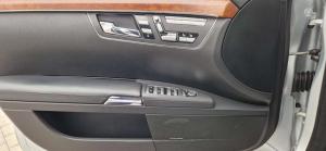 Pelēks Mercedes-Benz S 320 2008 Marijampole, ar dzinēja tilpumu 2.99 L un nobraukumu 393 tūkst. km par 5299 €, foto 10 vietnē AUTOMOTO.COM.LV