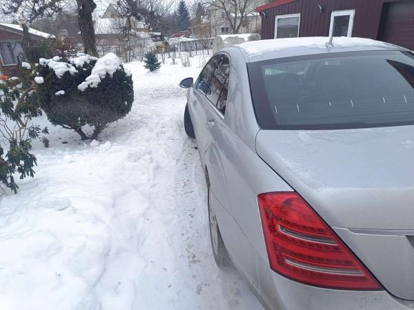 Grey Mercedes-Benz S 320 2009 in Kaunas, with an engine capacity of 2.99 L and mileage of 204 thousand km for 3950 €, photo 6 on AUTOMOTO.COM.LV