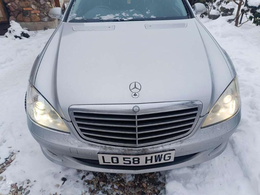 Pelēks Mercedes-Benz S 320 2009 Kauņa, ar dzinēja tilpumu 2.99 L un nobraukumu 204 tūkst. km par 3950 €, foto 7 vietnē AUTOMOTO.COM.LV