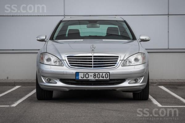 Pelēks Mercedes-Benz S 320 2009 Rīga, ar dzinēja tilpumu 3.00 L un nobraukumu 0 tūkst. km par 7500 €, foto 2 vietnē AUTOMOTO.COM.LV