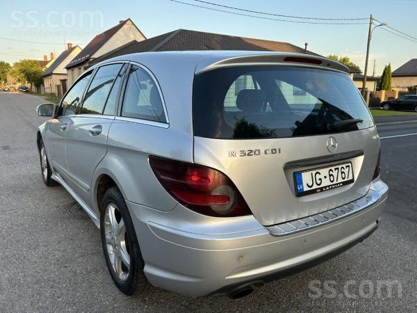 Mercedes-Benz S 320 2008 in Daugavpils, with an engine capacity of 3.20 L and mileage of 312 thousand km for 3300 €, photo 7 on AUTOMOTO.COM.LV