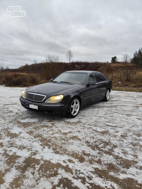 Mercedes-Benz S 320 2001 Alīta, ar dzinēja tilpumu 3.20 L un nobraukumu 320 tūkst. km par 1950 €, foto 1 vietnē AUTOMOTO.COM.LV