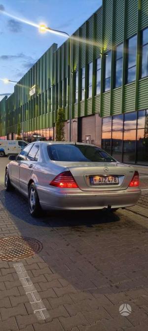 Mercedes-Benz S 320 2001 in Vilnius, with an engine capacity of 3.20 L and mileage of 396 thousand km for 2700 €, photo 12 on AUTOMOTO.COM.LV