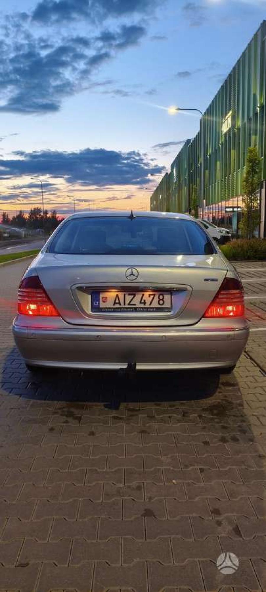 Mercedes-Benz S 320 2001 in Vilnius, with an engine capacity of 3.20 L and mileage of 396 thousand km for 2700 €, photo 14 on AUTOMOTO.COM.LV