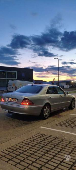 Mercedes-Benz S 320 2001 in Vilnius, with an engine capacity of 3.20 L and mileage of 396 thousand km for 2700 €, photo 15 on AUTOMOTO.COM.LV