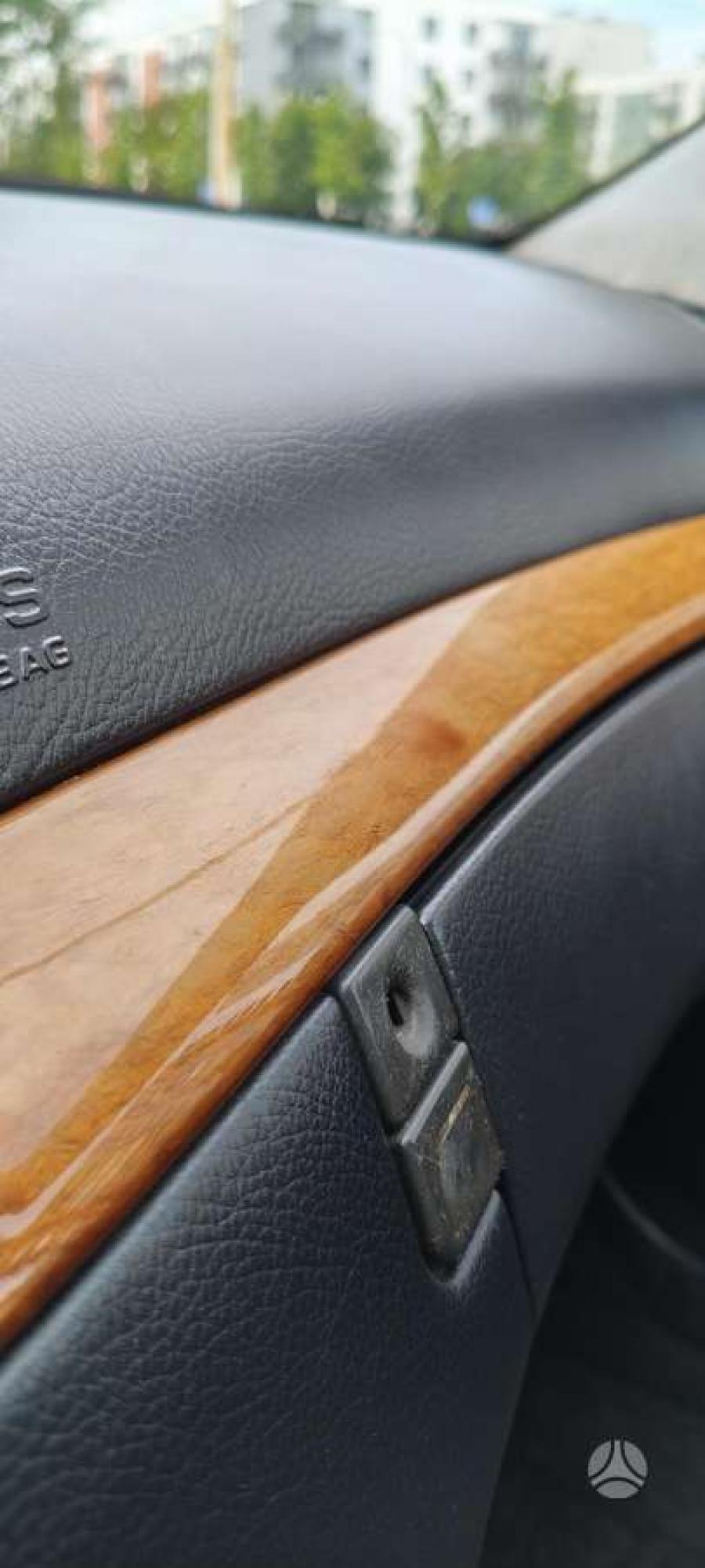 Mercedes-Benz S 320 2001 in Vilnius, with an engine capacity of 3.20 L and mileage of 396 thousand km for 2700 €, photo 31 on AUTOMOTO.COM.LV