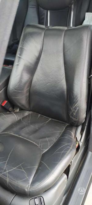 Mercedes-Benz S 320 2001 in Vilnius, with an engine capacity of 3.20 L and mileage of 396 thousand km for 2700 €, photo 38 on AUTOMOTO.COM.LV