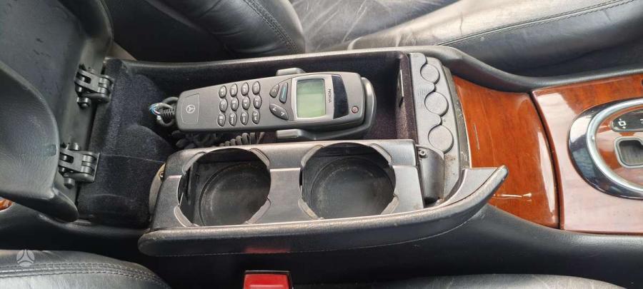 Mercedes-Benz S 320 2001 in Vilnius, with an engine capacity of 3.20 L and mileage of 396 thousand km for 2700 €, photo 42 on AUTOMOTO.COM.LV