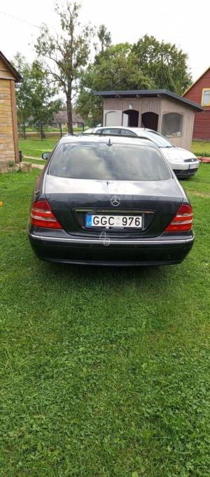 Mercedes-Benz S 320 2002 Viļņa, ar dzinēja tilpumu 3.20 L un nobraukumu 30 tūkst. km par 1800 €, foto 3 vietnē AUTOMOTO.COM.LV