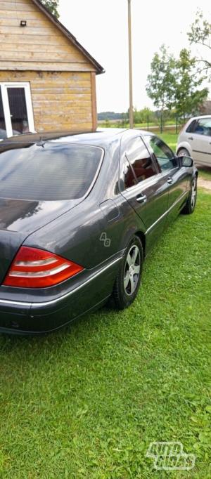 Mercedes-Benz S 320 2002 Viļņa, ar dzinēja tilpumu 3.20 L un nobraukumu 30 tūkst. km par 1800 €, foto 5 vietnē AUTOMOTO.COM.LV