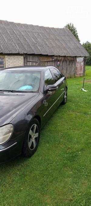 Mercedes-Benz S 320 2002 Viļņa, ar dzinēja tilpumu 3.20 L un nobraukumu 30 tūkst. km par 1800 €, foto 17 vietnē AUTOMOTO.COM.LV