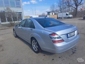 Mercedes-Benz S 320 2006 in Vilnius, with an engine capacity of 3.20 L and mileage of 387 thousand km for 5000 €, photo 3 on AUTOMOTO.COM.LV