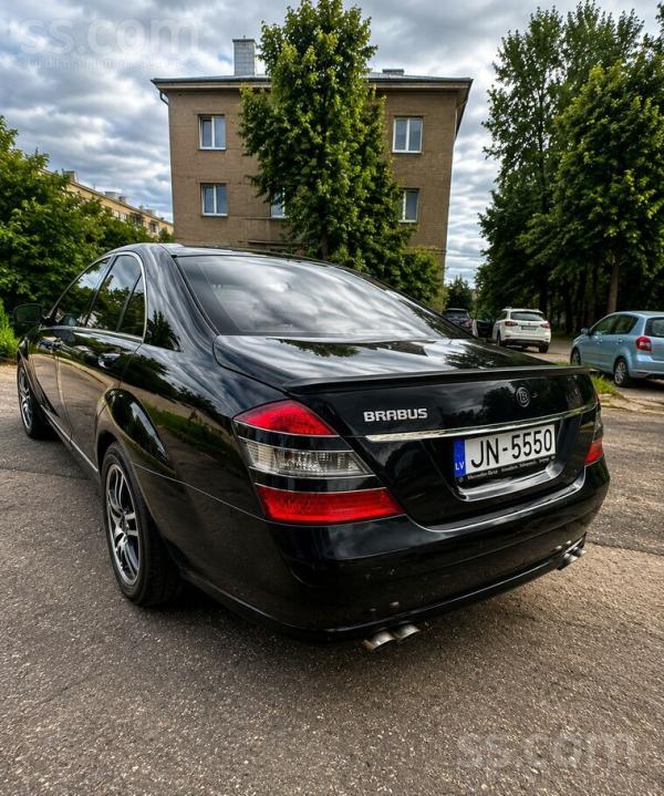Mercedes-Benz S 320 2006 in Riga, with an engine capacity of 3.00 L and mileage of 325 thousand km for 5990 €, photo 3 on AUTOMOTO.COM.LV