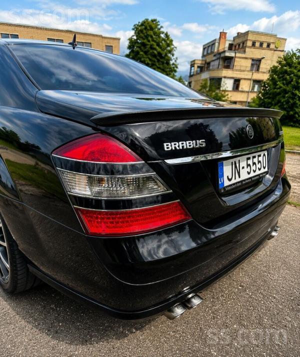 Mercedes-Benz S 320 2006 in Riga, with an engine capacity of 3.00 L and mileage of 325 thousand km for 5990 €, photo 5 on AUTOMOTO.COM.LV