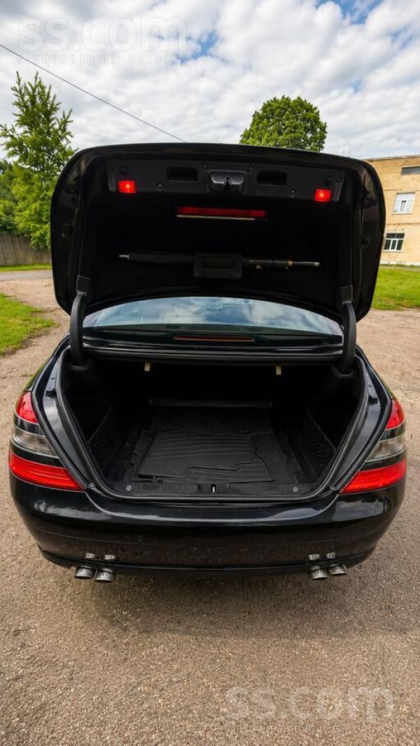 Mercedes-Benz S 320 2006 in Riga, with an engine capacity of 3.00 L and mileage of 325 thousand km for 5990 €, photo 6 on AUTOMOTO.COM.LV