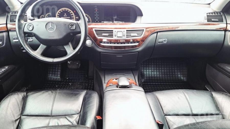 Mercedes-Benz S 320 2007 in Riga, with an engine capacity of 3.00 L and mileage of 338 thousand km for 5750 €, photo 15 on AUTOMOTO.COM.LV