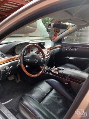 Mercedes-Benz S 320 2008 in Kretinga, with an engine capacity of 3.00 L and mileage of 380 thousand km for 8000 €, photo 8 on AUTOMOTO.COM.LV