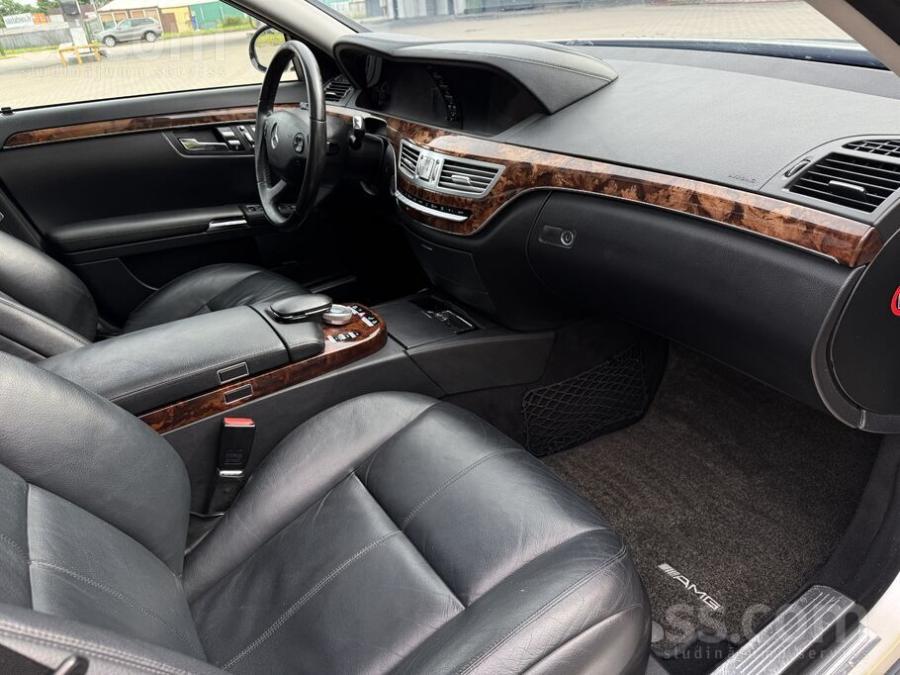 Balts Mercedes-Benz S 320 2006 Rīga, ar dzinēja tilpumu 3.00 L un nobraukumu 293 tūkst. km par 4500 €, foto 13 vietnē AUTOMOTO.COM.LV