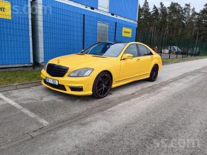 Yellow Mercedes-Benz S 320 2006 in Riga, with an engine capacity of 3.00 L and mileage of 367 thousand km for 6500 €, photo 2 on AUTOMOTO.COM.LV