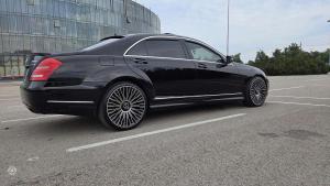 Melns Mercedes-Benz S 350 2012 Šauļi, ar dzinēja tilpumu 2.99 L un nobraukumu 350 tūkst. km par 12500 €, foto 8 vietnē AUTOMOTO.COM.LV