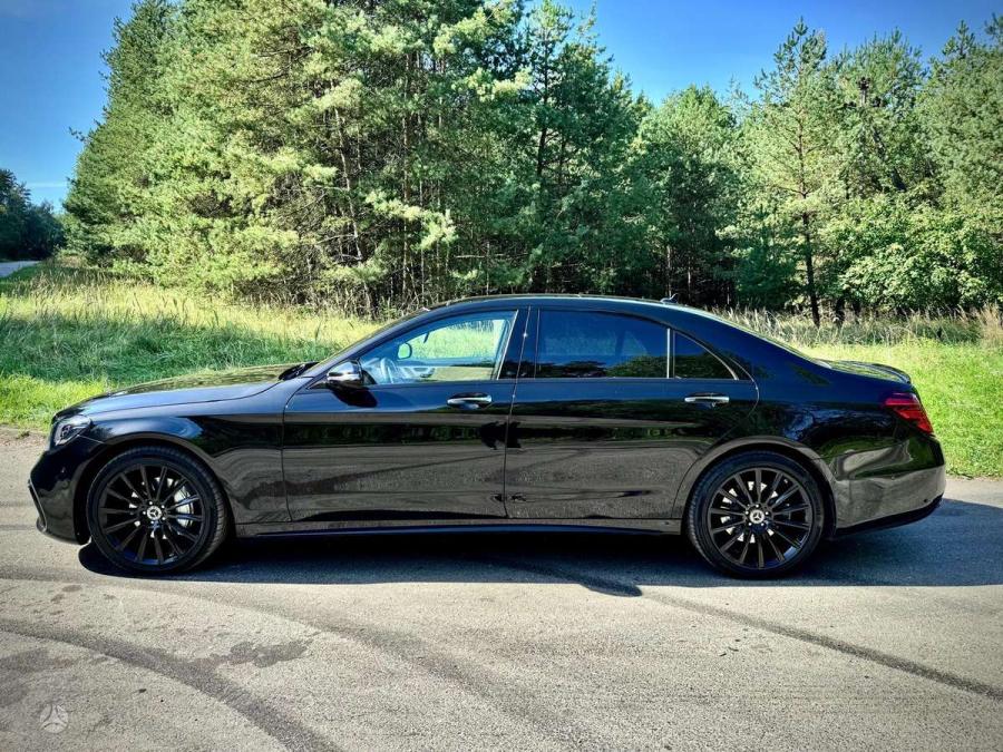 Black Mercedes-Benz S 350 2018 in Vilnius, with an engine capacity of 2.93 L and mileage of 136 thousand km for 45100 €, photo 8 on AUTOMOTO.COM.LV