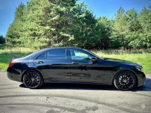 Black Mercedes-Benz S 350 2018 in Vilnius, with an engine capacity of 2.93 L and mileage of 136 thousand km for 45100 €, photo 11 on AUTOMOTO.COM.LV