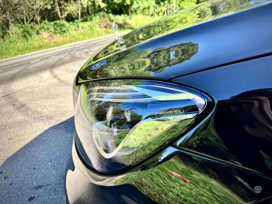 Black Mercedes-Benz S 350 2018 in Vilnius, with an engine capacity of 2.93 L and mileage of 136 thousand km for 45100 €, photo 12 on AUTOMOTO.COM.LV