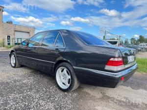 Black Mercedes-Benz S 350 1995 in Riga, with an engine capacity of 3.40 L and mileage of 346 thousand km for 8500 €, photo 5 on AUTOMOTO.COM.LV