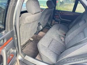 Black Mercedes-Benz S 350 1995 in Riga, with an engine capacity of 3.40 L and mileage of 346 thousand km for 8500 €, photo 6 on AUTOMOTO.COM.LV