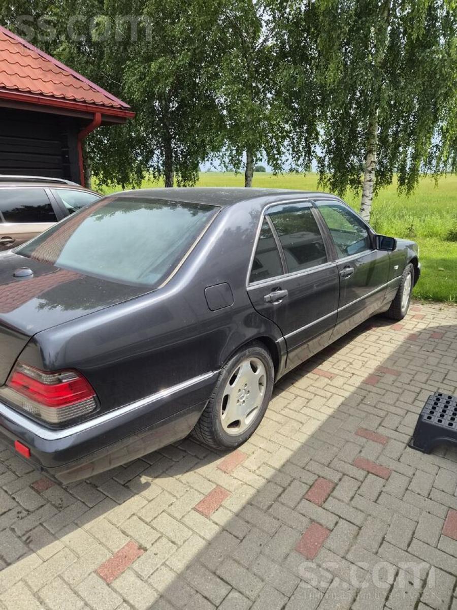 Черный Мерседес С 350 1995 в Прейли, объемом двигателя 3.00 л и пробегом 340 тыс. км за 8000 €, фото 5 на AUTOMOTO.COM.LV